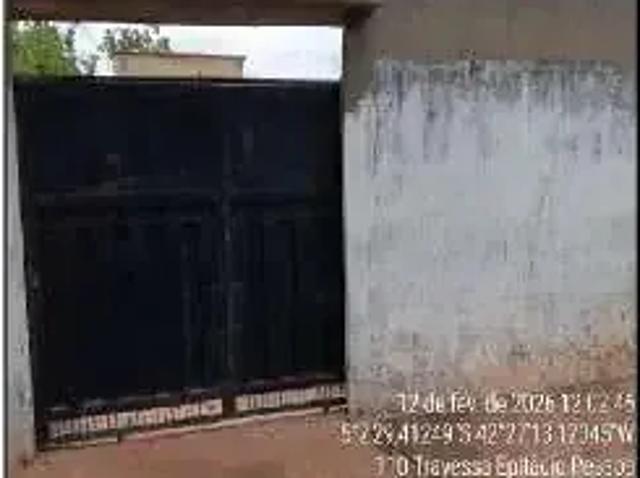 Casa / Sobrado para Venda em Altos/PI Centro 2 Quartos