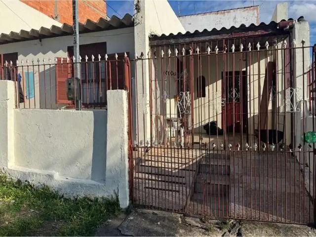 Casa / Sobrado para Venda em Alvorada/RS Aparecida 2 Quartos