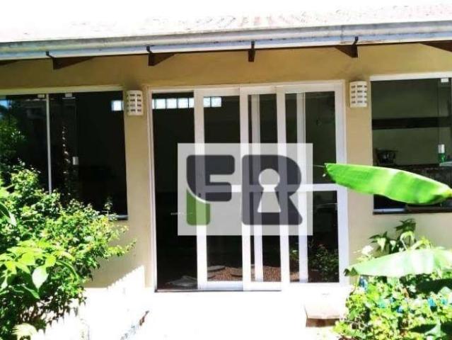 Casa / Sobrado para Venda em Alvorada/RS Aparecida 3 Quartos