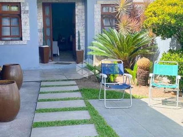 Casa / Sobrado para Venda em Alvorada/RS Bela Vista 3 Quartos