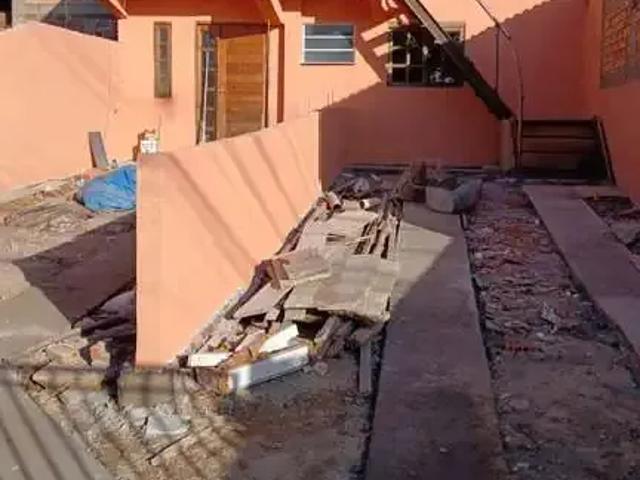 Casa / Sobrado para Venda em Alvorada/RS Jardim Algarve 2 Quartos