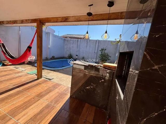 Casa / Sobrado para Venda em Alvorada/RS Jardim Algarve 2 Quartos