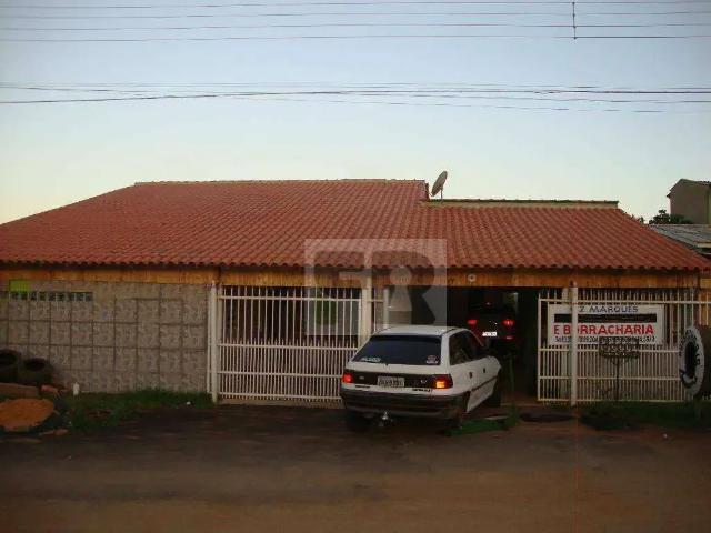 Casa / Sobrado para Venda em Alvorada/RS Piratini 6 Quartos