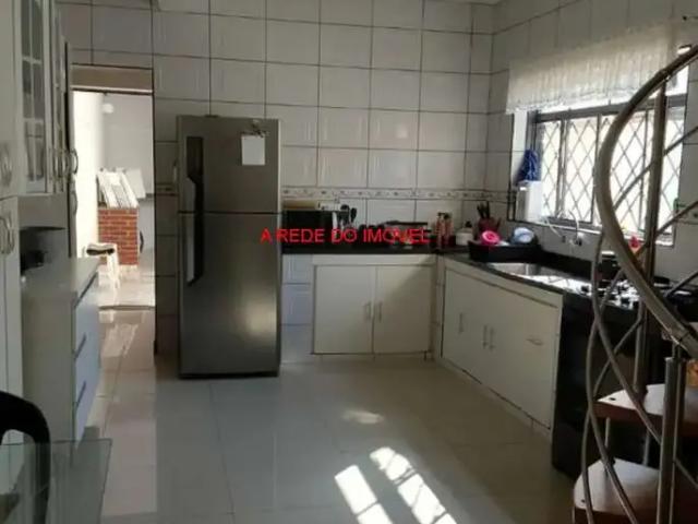 Casa / Sobrado para Venda em Americana/SP Vila Mathiesen 4 Quartos