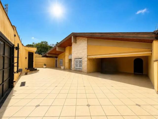 Casa / Sobrado para Venda em Americana/SP Vila Frezzarin 4 Quartos