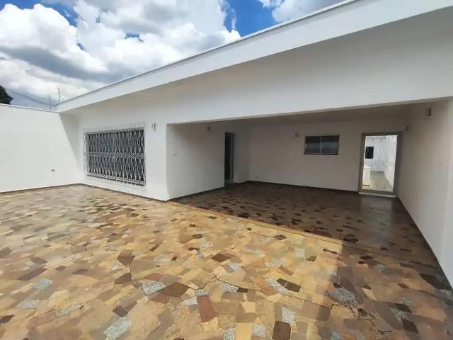 Casa / Sobrado para Venda em Americana/SP Vila São Pedro 3 Quartos