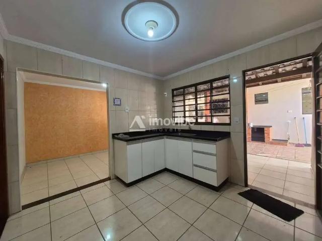 Casa / Sobrado para Venda em Americana/SP Antônio Zanaga 4 Quartos