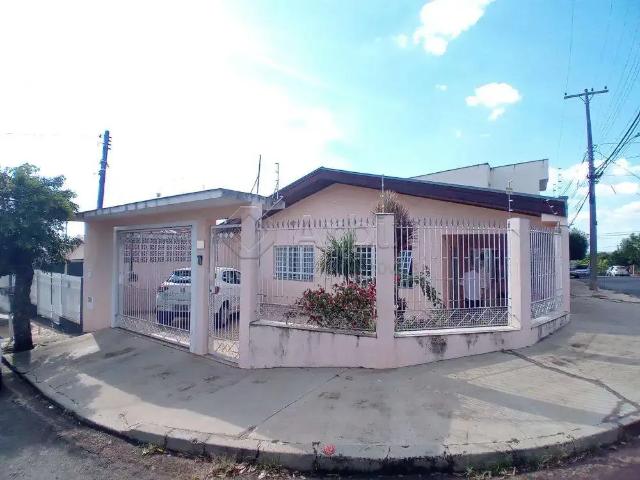 Casa / Sobrado para Venda em Americana/SP Antônio Zanaga 4 Quartos