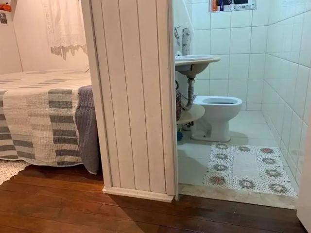 Casa / Sobrado para Venda em Americana/SP Bairro da Lagoa 2 Quartos