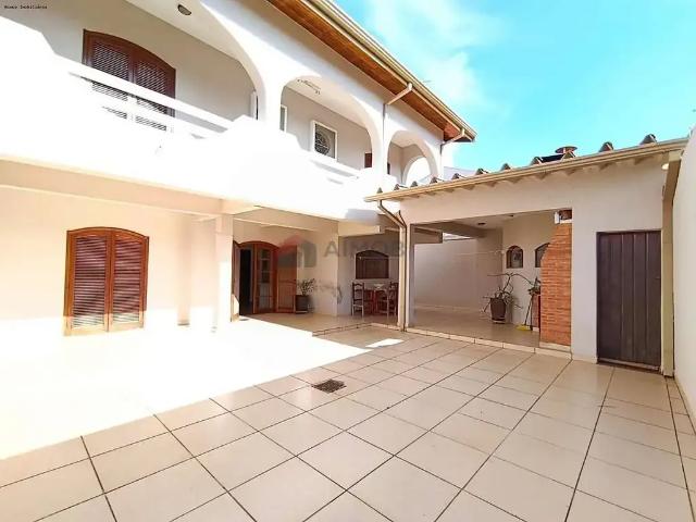 Casa / Sobrado para Venda em Americana/SP Iate Clube de Americana 4 Quartos