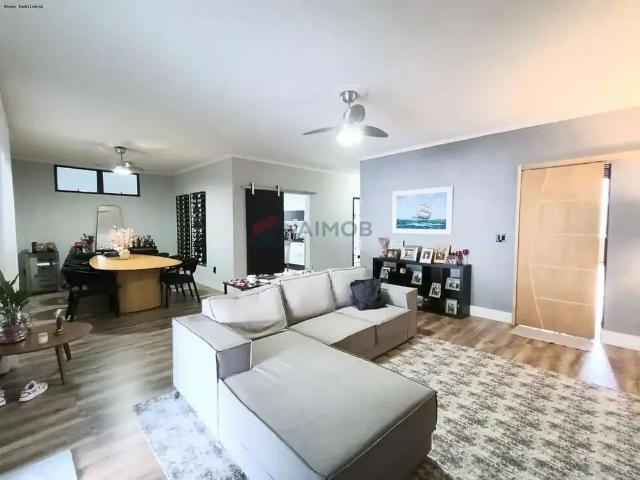 Casa / Sobrado para Venda em Americana/SP Iate Clube de Americana 3 Quartos