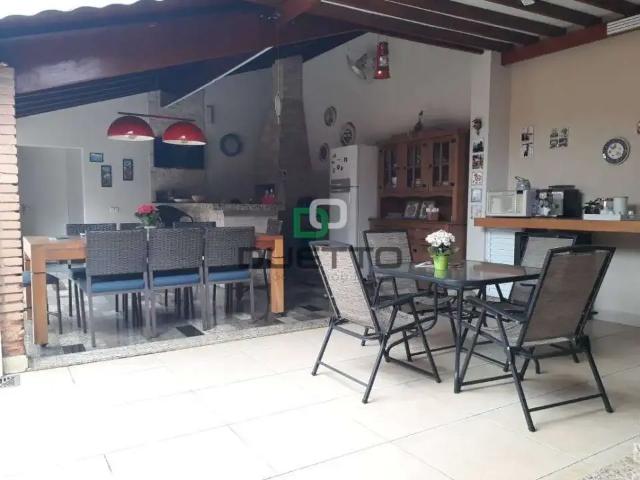 Casa / Sobrado para Venda em Americana/SP Parque Novo Mundo 3 Quartos