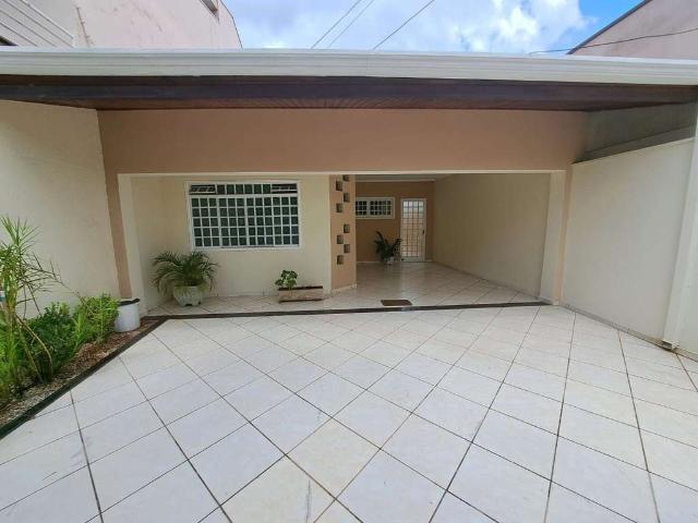 Casa / Sobrado para Venda em Americana/SP Parque Novo Mundo 3 Quartos