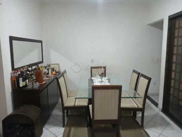 Casa / Sobrado para Venda em Americana/SP Parque Residencial Jaguari 4 Quartos
