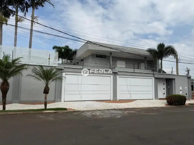 Casa / Sobrado para Venda em Americana/SP Parque Universitário 5 Quartos