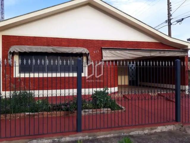 Casa / Sobrado para Venda em Américo Brasiliense/SP Nova Vila Cerqueira 3 Quartos