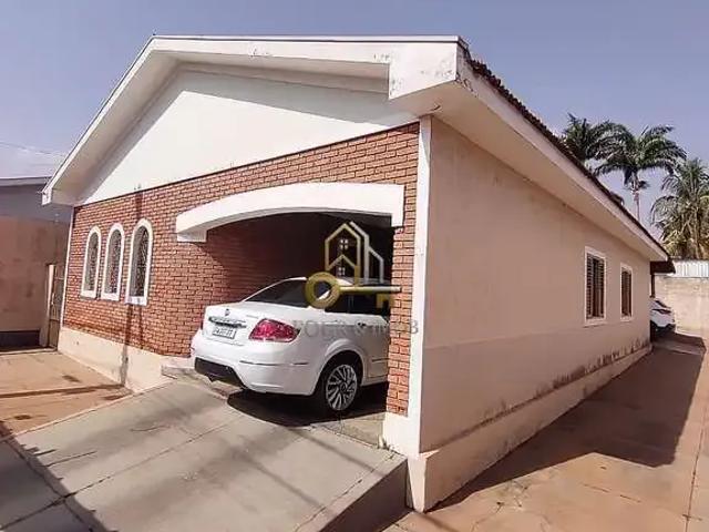 Casa / Sobrado para Venda em Américo Brasiliense/SP Nova Vila Cerqueira 3 Quartos