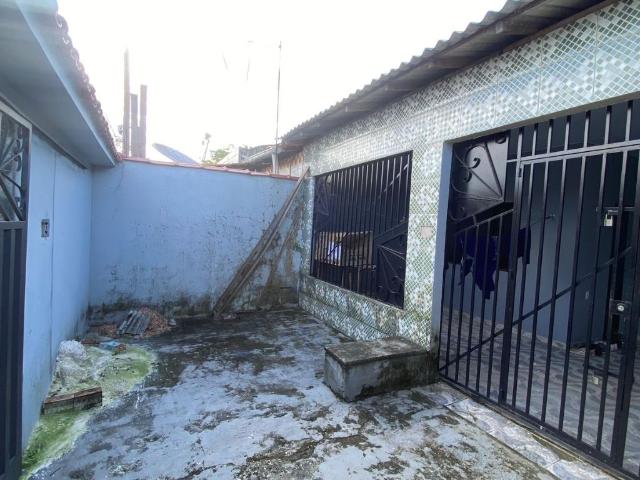 Casa / Sobrado para Venda em Ananindeua/PA Icuí Guajará 2 Quartos