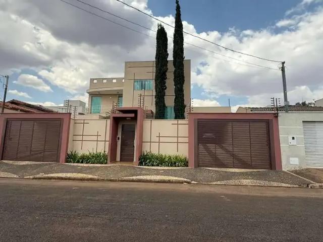Casa / Sobrado para Venda em Anápolis/GO Anápolis City 4 Quartos