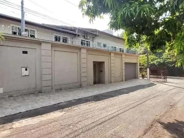 Casa / Sobrado para Venda em Anápolis/GO Andracel Center 6 Quartos