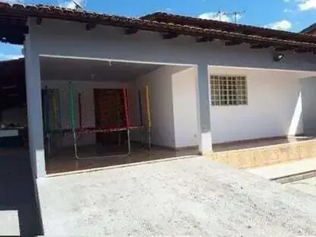 Casa / Sobrado para Venda em Anápolis/GO Boa Vista 3 Quartos