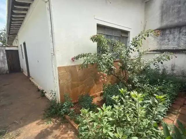 Casa / Sobrado para Venda em Anápolis/GO Centro 2 Quartos