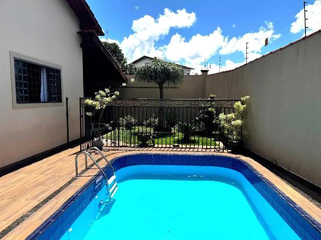 Casa / Sobrado para Venda em Anápolis/GO Jardim Alexandrina 3 Quartos