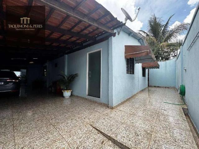 Casa / Sobrado para Venda em Anápolis/GO Jardim dos Ipês 4 Quartos