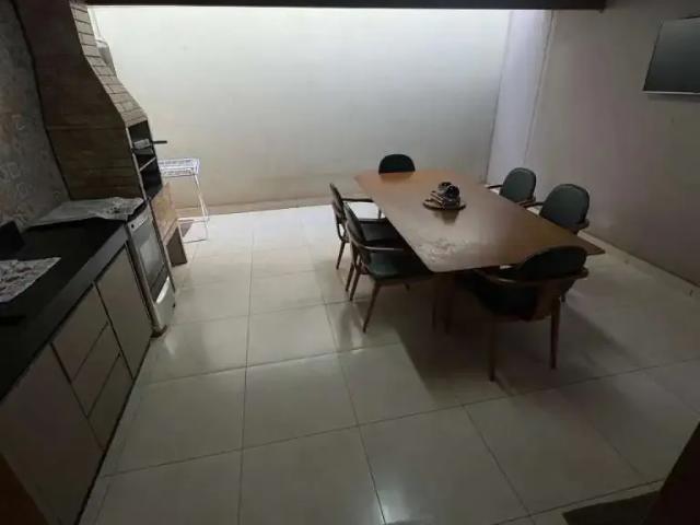 Casa / Sobrado para Venda em Anápolis/GO Jardim Itália 3 Quartos