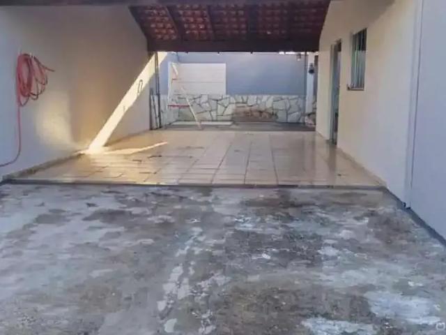 Casa / Sobrado para Venda em Anápolis/GO Parque dos Pirineus 3 Quartos