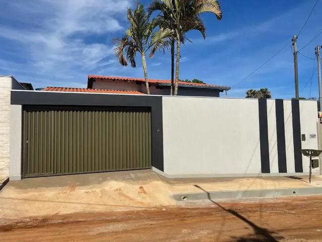 Casa / Sobrado para Venda em Anápolis/GO Residencial Itatiaia 4 Quartos