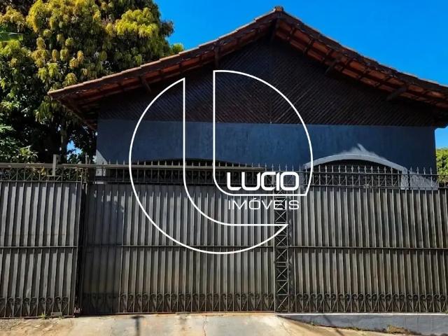 Casa / Sobrado para Venda em Anápolis/GO Setor Central 3 Quartos