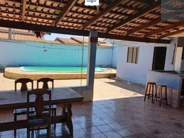 Casa / Sobrado para Venda em Anápolis/GO Setor Lago dos Buritis 5 Quartos