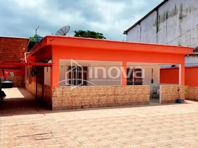 Casa / Sobrado para Venda em Angra dos Reis/RJ Japuíba Cunhambebe 3 Quartos