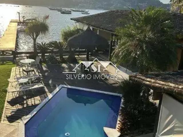 Casa / Sobrado para Venda em Angra dos Reis/RJ Parque das Palmeiras 4 Quartos