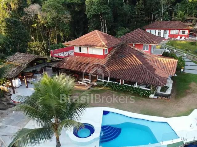 Casa / Sobrado para Venda em Angra dos Reis/RJ Portogalo 7 Quartos