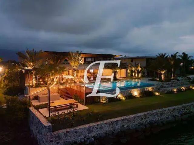 Casa / Sobrado para Venda em Angra dos Reis/RJ Portogalo 8 Quartos
