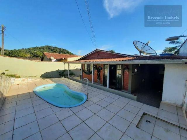 Casa / Sobrado para Venda em Antonina/PR Batel 3 Quartos