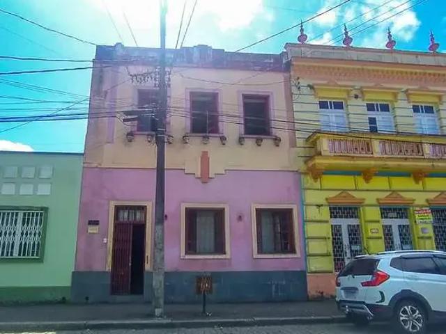 Casa / Sobrado para Venda em Antonina/PR Centro 3 Quartos