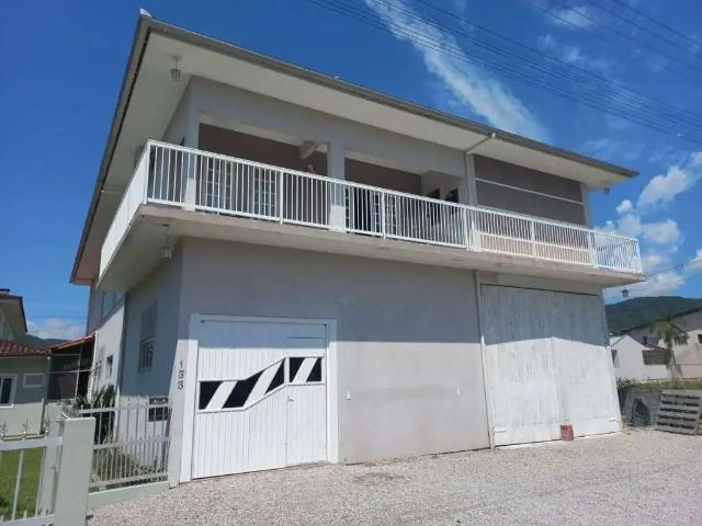 Casa / Sobrado para Venda em Antônio Carlos/SC Centro 4 Quartos