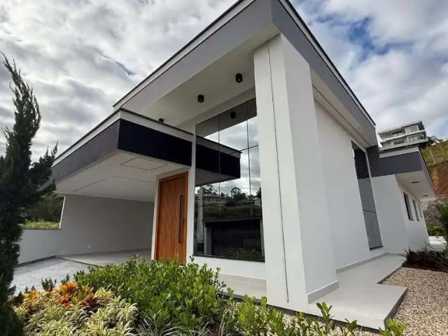 Casa / Sobrado para Venda em Antônio Carlos/SC Centro 3 Quartos