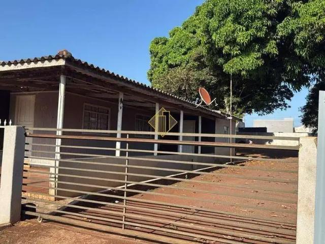 Casa / Sobrado para Venda em Assis Chateaubriand/PR Bragantina 4 Quartos