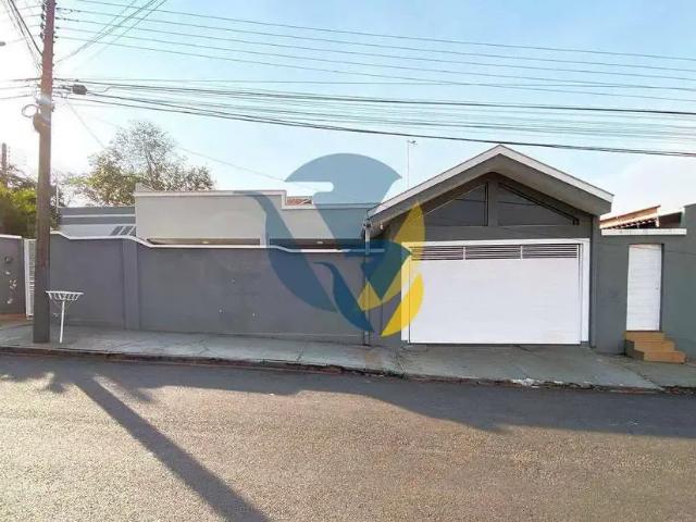 Casa / Sobrado para Venda em Assis/SP Jardim Canadá 3 Quartos