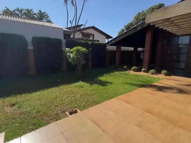Casa / Sobrado para Venda em Assis/SP Jardim Europa 4 Quartos