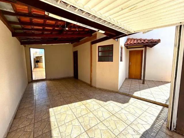 Casa / Sobrado para Venda em Assis/SP Vila Cambuí 2 Quartos