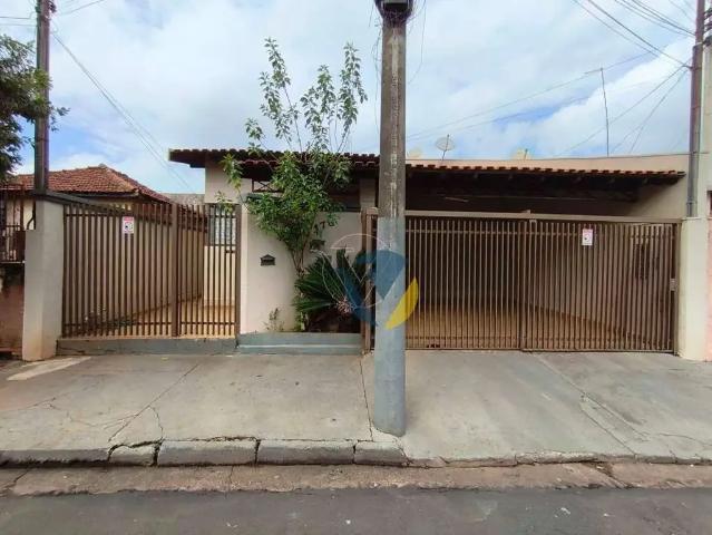 Casa / Sobrado para Venda em Assis/SP Vila Prudenciana 3 Quartos