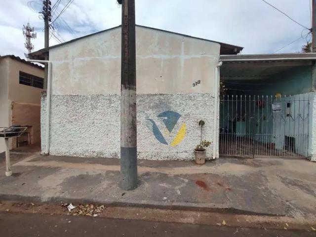Casa / Sobrado para Venda em Assis/SP Vila Rodrigues 5 Quartos