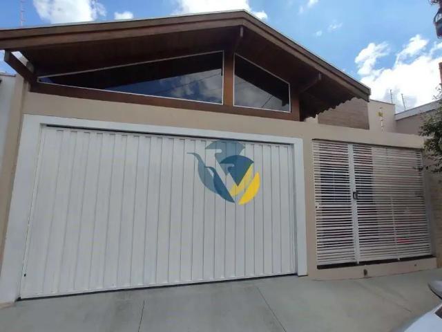 Casa / Sobrado para Venda em Assis/SP Vila Tênis Clube 3 Quartos