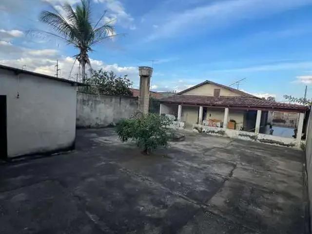 Casa / Sobrado para Venda em Aparecida de Goiânia/GO Mansões Paraíso 2 Quartos