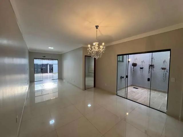Casa / Sobrado para Venda em Aparecida de Goiânia/GO Mansões Paraíso 3 Quartos